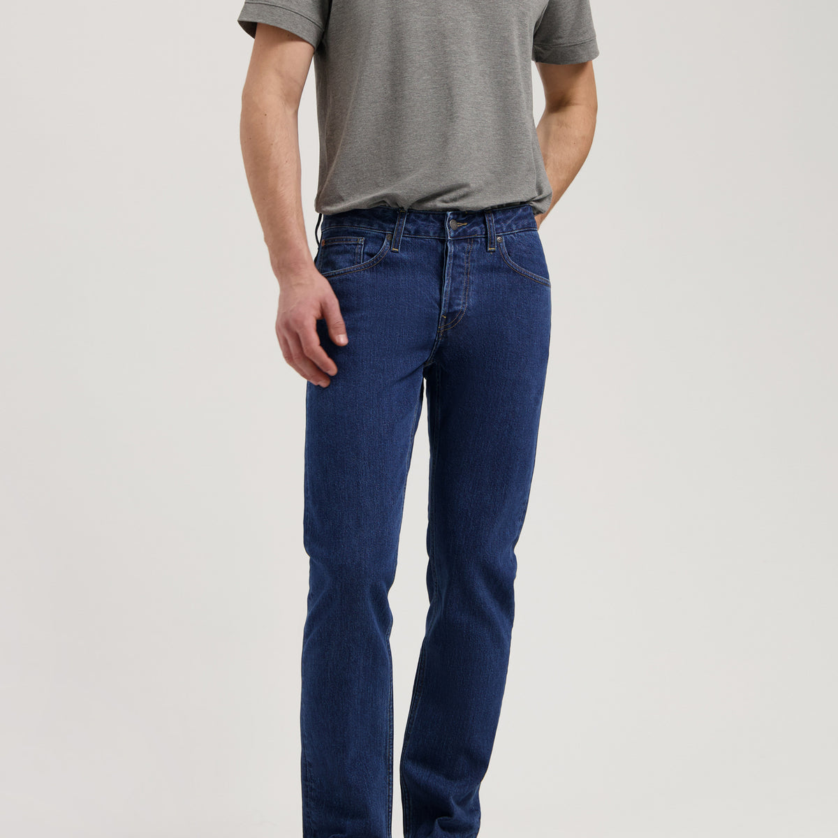 Sustainable jeans | Hank Mid Tapered - Medium Stone | MUD Jeans