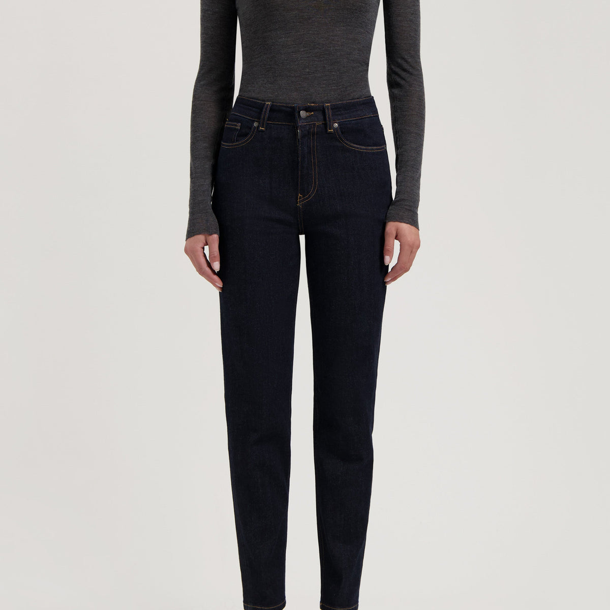 Sustainable Jeans | Mams High Tapered - Strong Blue | MUD Jeans